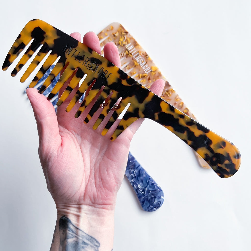 Wide Tooth Comb – Antler & Acre